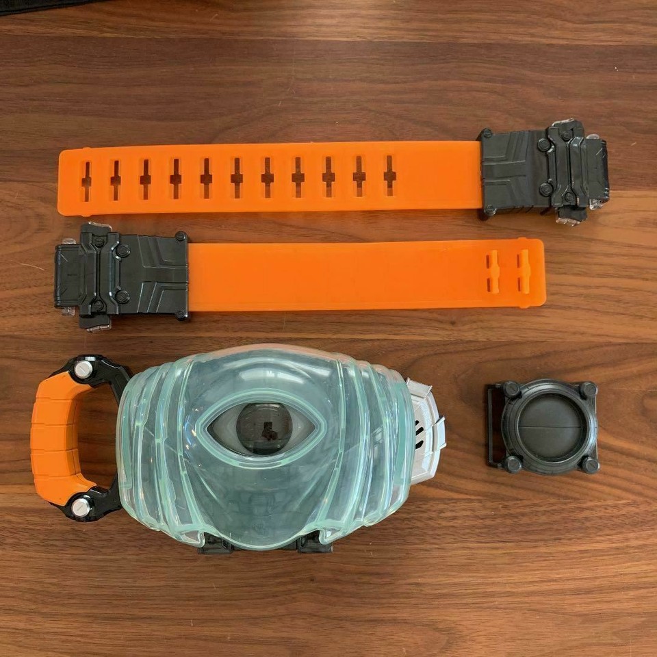 Kamen Rider Masked Ghost DX Ghost Driver & Ghost icon 5-piece set ...