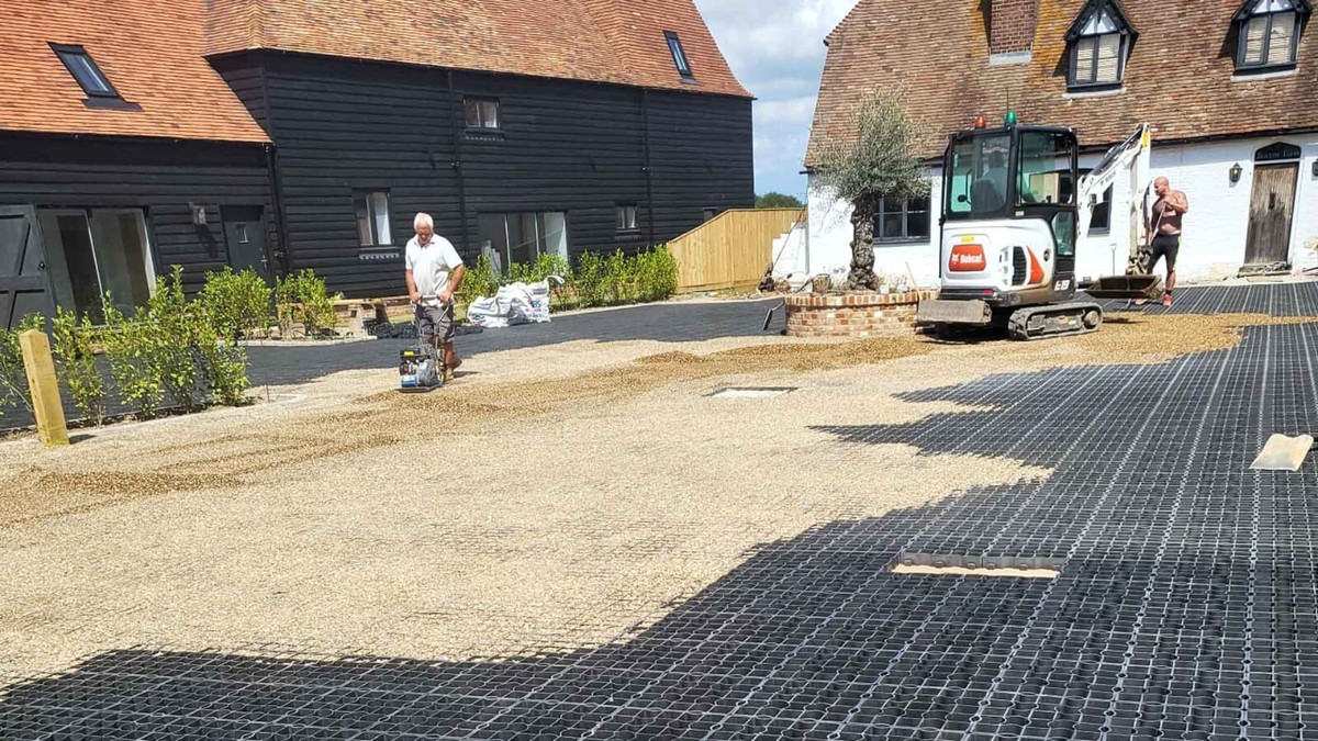1sqm Ecogrid E40 Black Plastic Porous Paving Ground