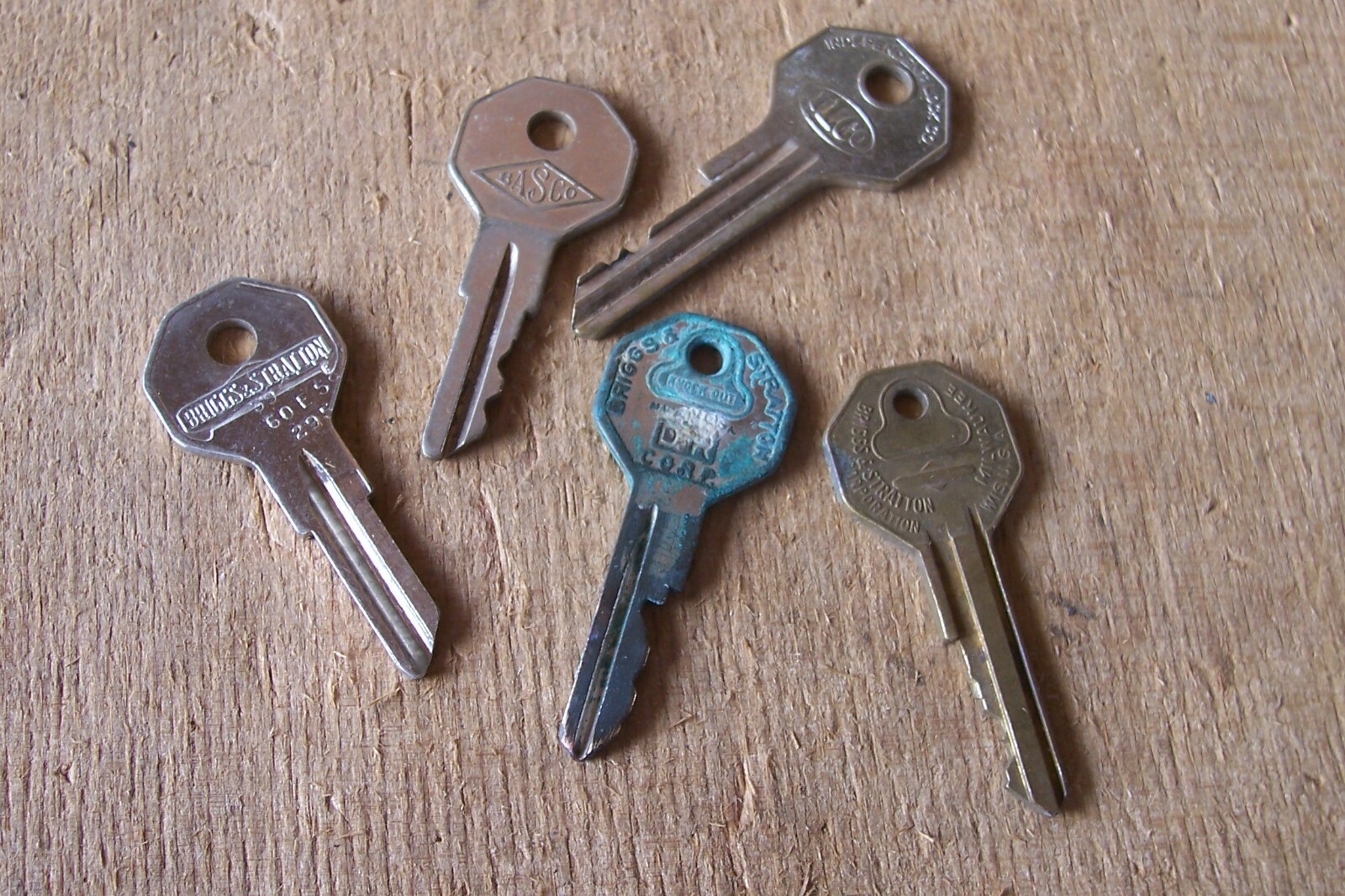 Vintage Basco GM Lot of used keys and 1 UNCUT KEY MIXED LOT | eBay