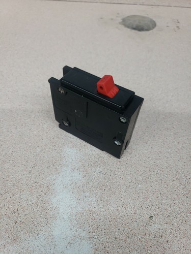 Bryant BR120 Circuit breaker 1 Pole 20 Amp Type BR | eBay