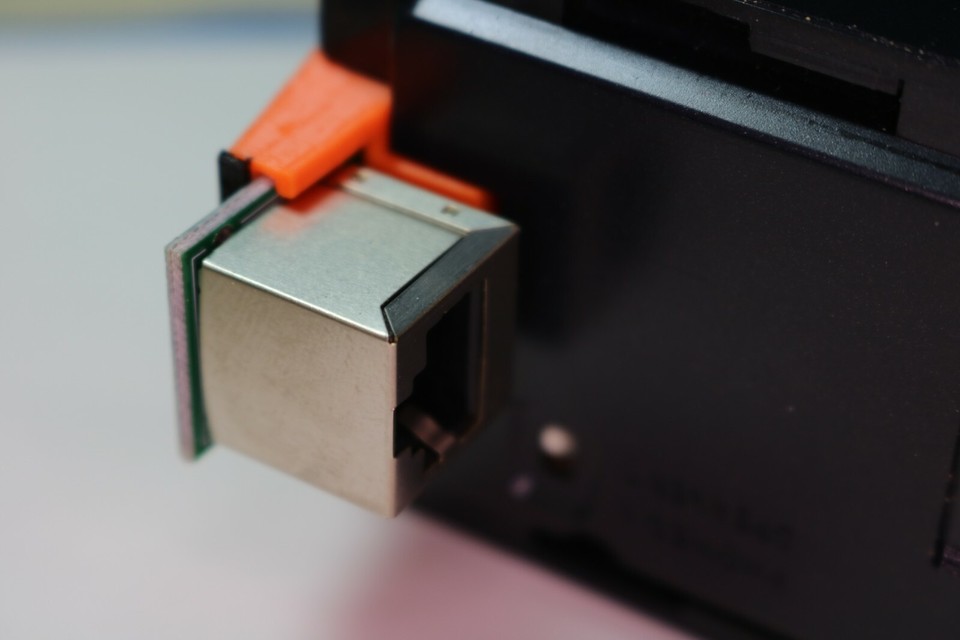 RJ-45(S) alternative to the “OPC-581 Separation Cable” for the ICOM IC ...
