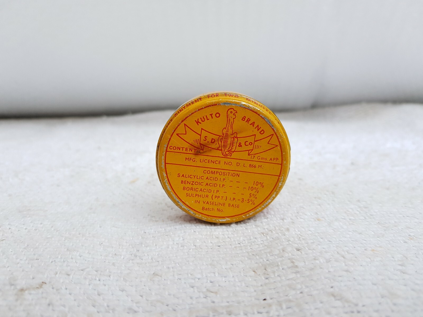 1960s Vintage S Dhole Co Kulto Brand Salical Ringworm Ointment Round ...
