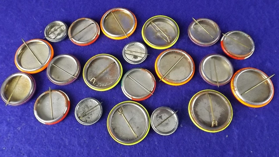 Vintage Lot Of 1960's Hippie Anti War Protest And Comic Pinback Buttons ...