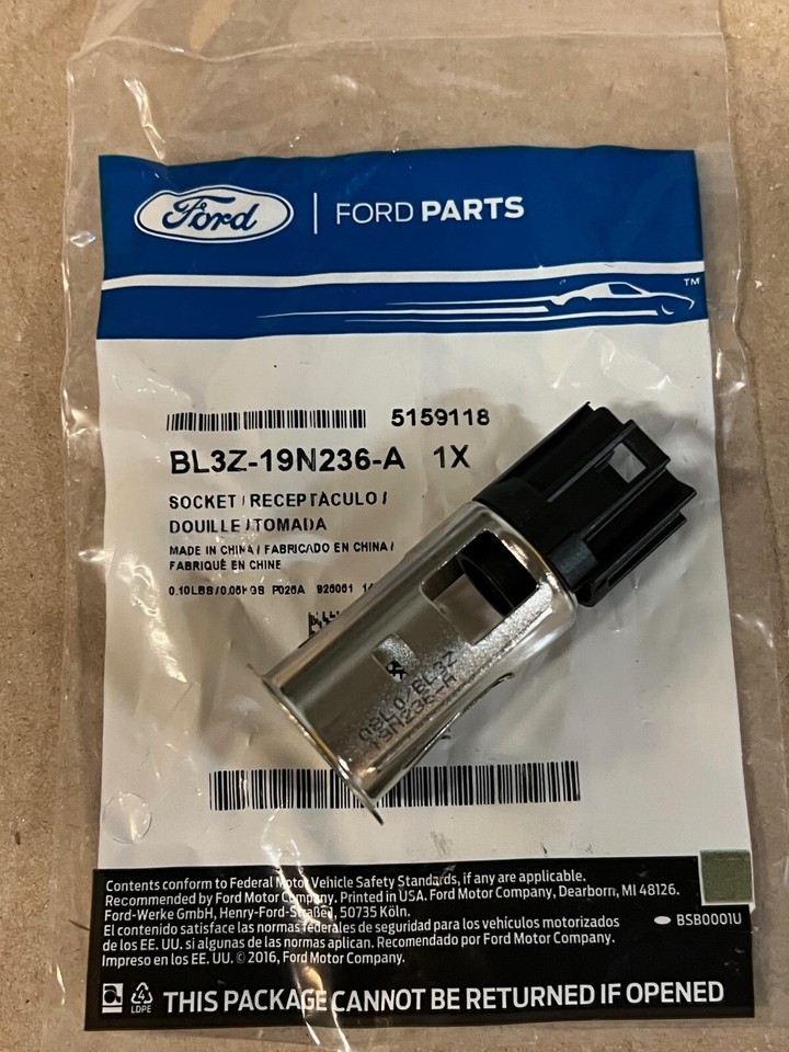 12v Auxiliary Power Point Outlet Socket for Ford Lincoln Mercury ...