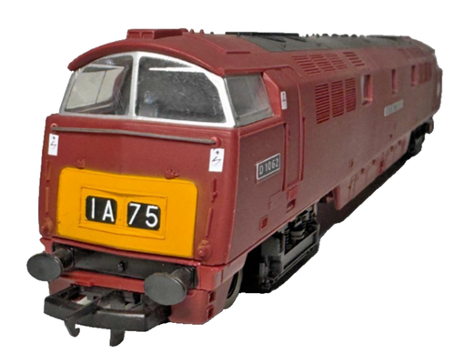 Hornby R352 Class 52 Diesel OO Gauge Loco D1062 Western Courier BR ...
