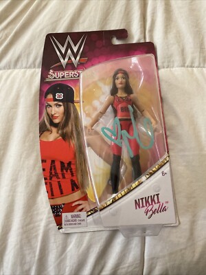 WWE Superstars Nikki Bella Action Figure 2017 AUTOGRAPHED | eBay