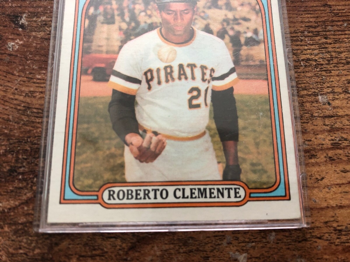 Roberto Clemente Baseball Card 1972