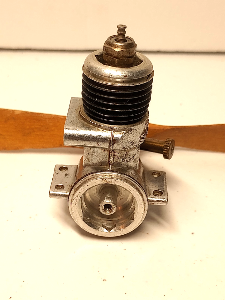 Vtg 1960's? Royal Spitfire .08 Gas Cl RC Airplane Engine Very Good ...