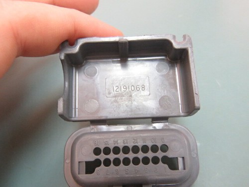 Delphi 12191068 Qty of 50 per Lot Gray Micro-Pack Strain Relief Lock | eBay