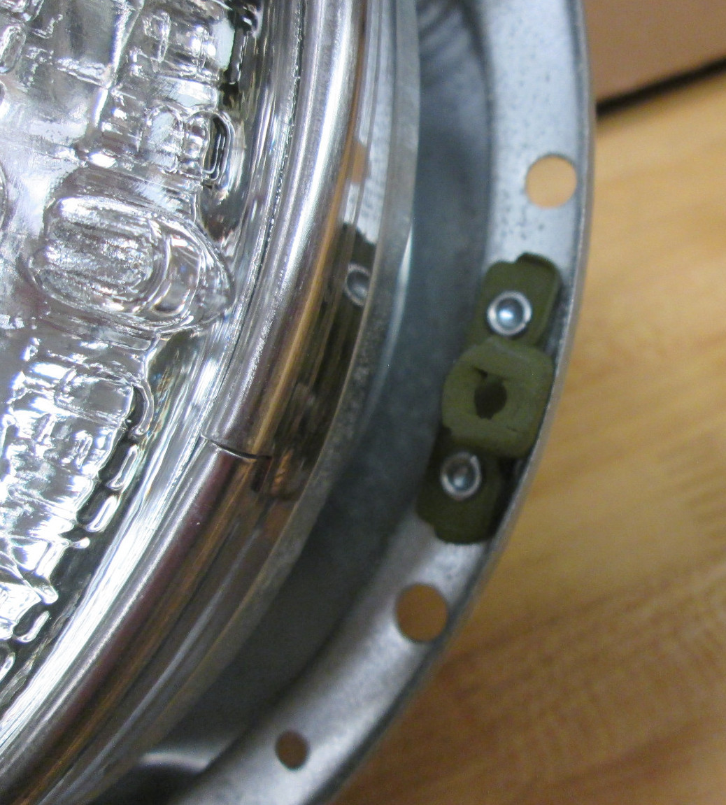 (2) TRUCK HEADLIGHTS; NSN: 6220-01-079-1673 FITS M-915 SERIES TRUCKS ...