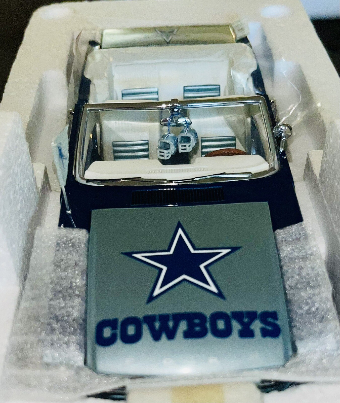 BNIB The Danbury Mint Dallas Cowboys Ford Mustang Diecast Collectable ...