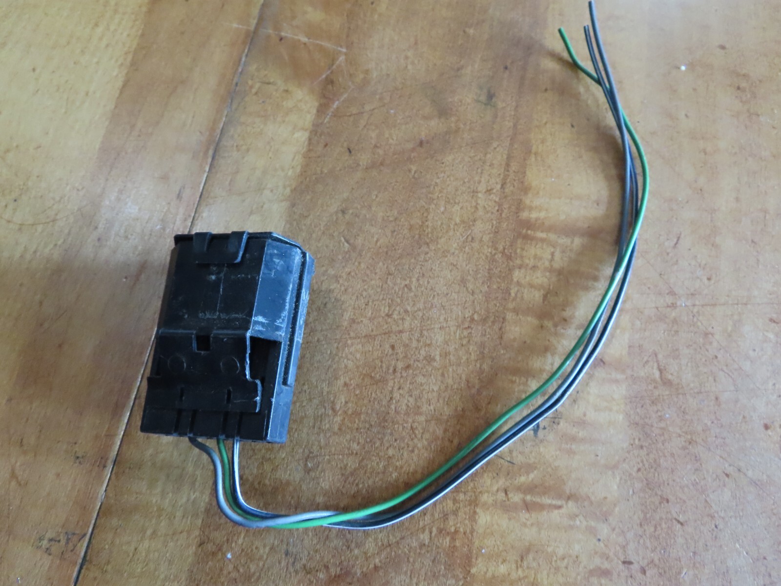 80s GM Rear Third Brake Light Relay Module Wire Harness Connector | eBay