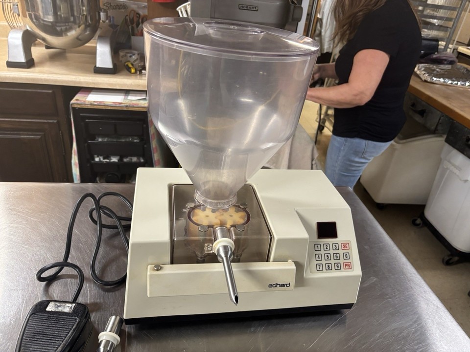 Edhard MK Donut Filler Hopper Single Spout W/ Doughnut Filler Nozzles ...