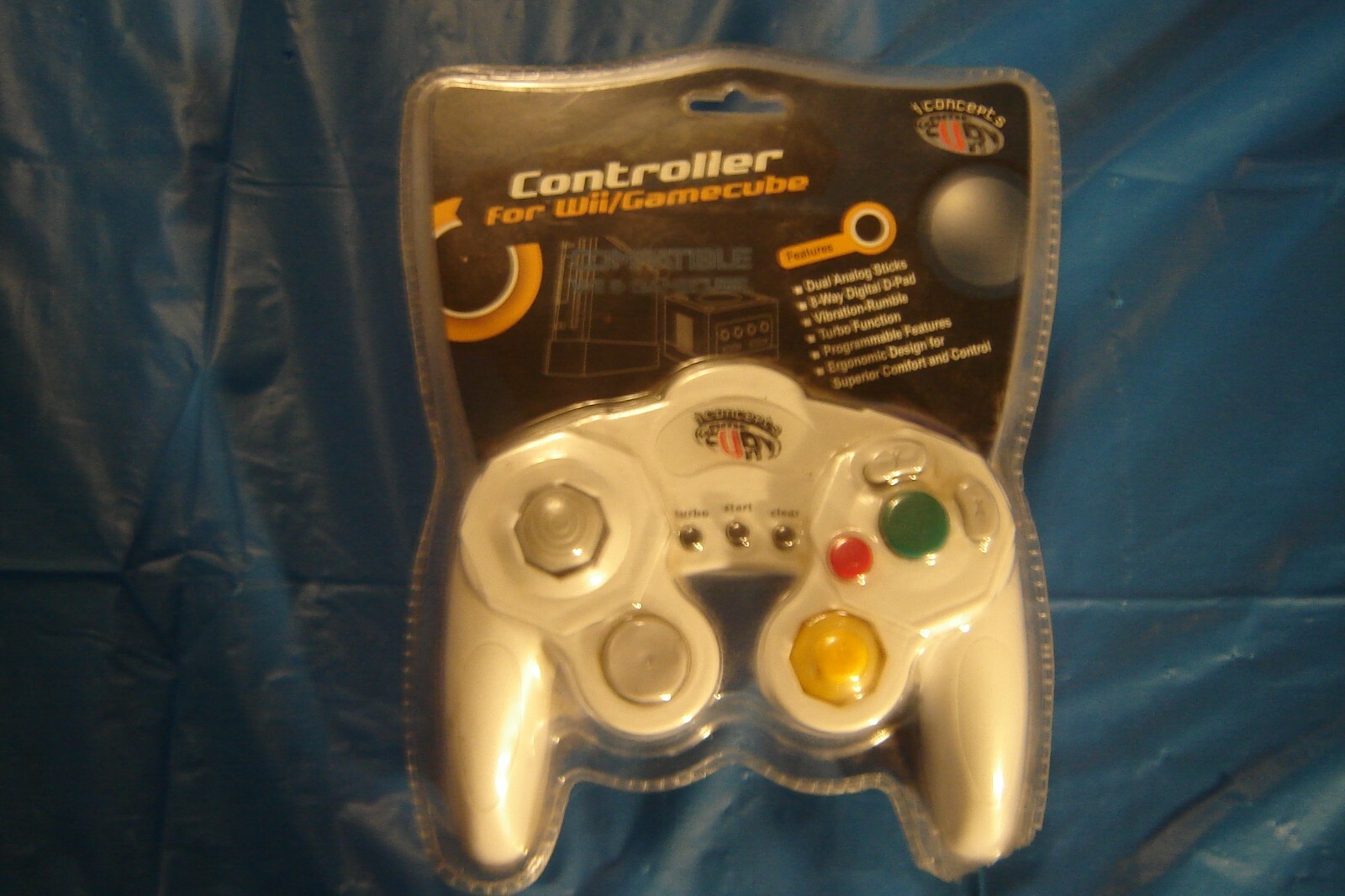 RARE WII /GAMECUBE 2008 iCONCEPTS GAME FURY CONTROLLER BRAND NEW ...