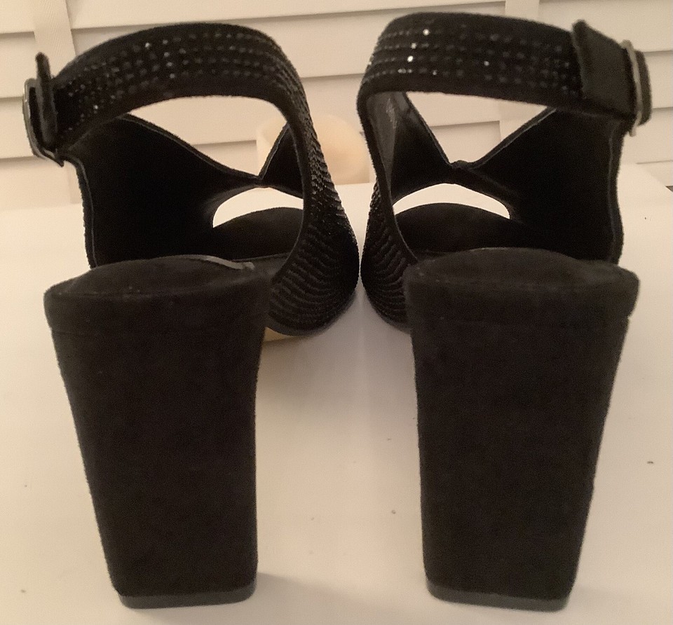 MODA IN PELLE ‘CHRISTIIE’ BLACK SUEDE BEADED SANDAL SHOE SIZE 7 (40 ...