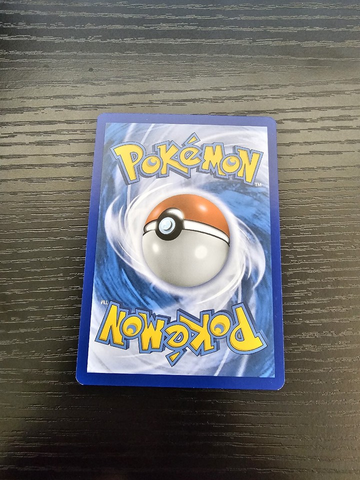 Magikarp - Sun & Moon: Detective Pikachu (8/18) - Holo LP - Pokemon ...