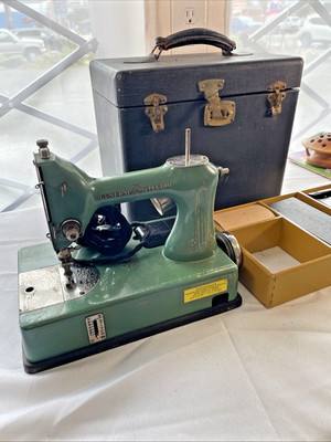 1930s General Electric Sewing Machine Lightweight Standard Model A ...