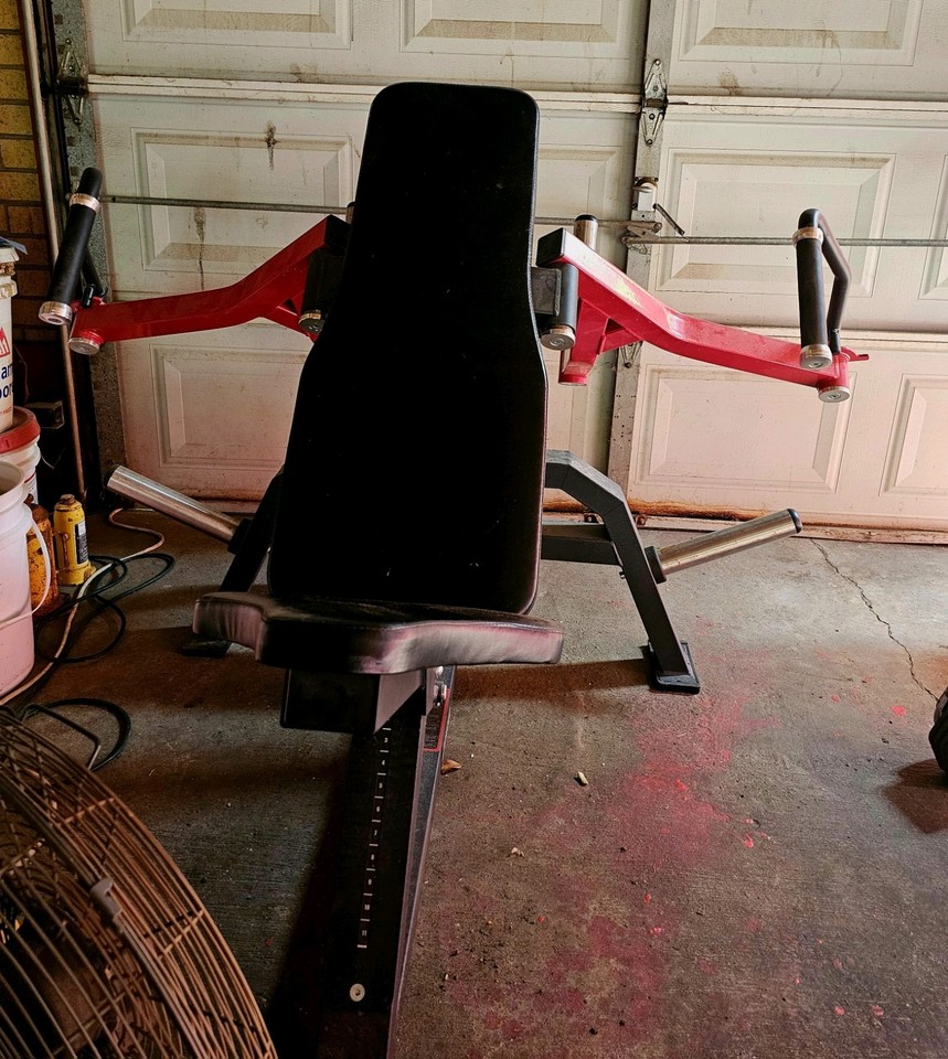 Body-Solid Leverage Incline Bench Press With Plate Holders - LVIP ...