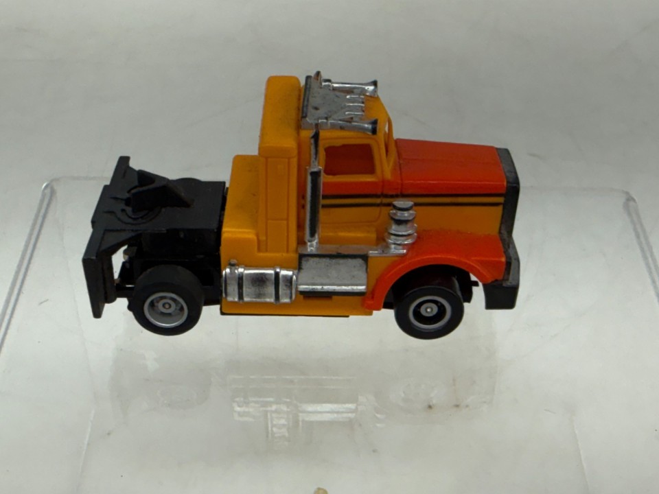 Tyco US1 Electric Trucking Allied Tractor Trailer Slot Car | eBay