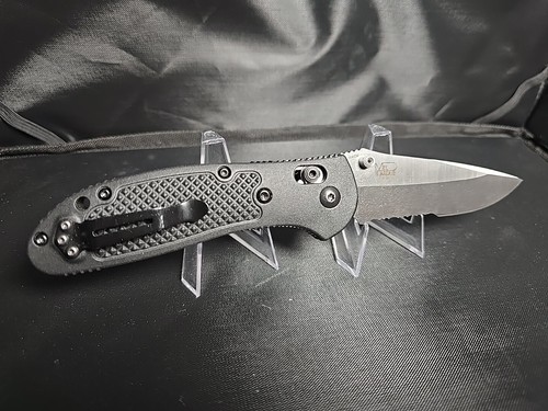 Benchmade 551 Mel Pardue 154CM 3.45 inch Griptilian Axis Knife | eBay