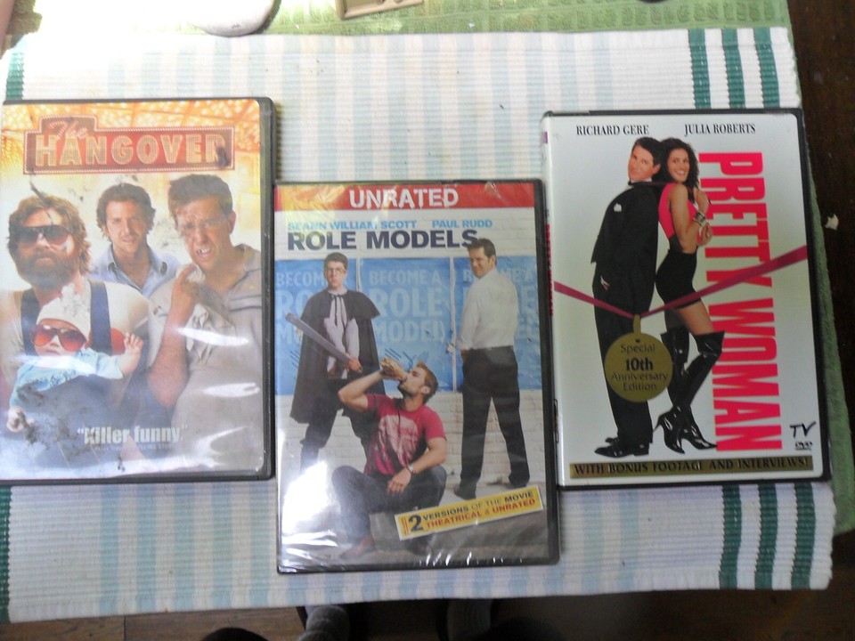 LOT OF 30 DVDS--GREAT TITLES ~ Comedy, PG-13 , Easy Relaxing Movies +2 ...