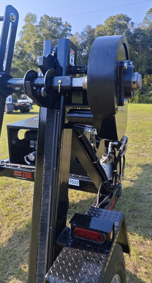 Hydraulic Reel Trailer. Effortlessly lift and wind or unwind your reels ...
