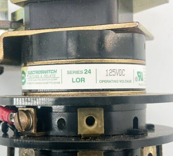 New Electroswitch 7810D Rotary Switch Lockout Relay 125VDC Series 24 ...