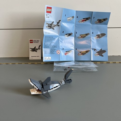 LEGO Store Monthly Mini Model Build November 2015 40136 Shark Sea ...