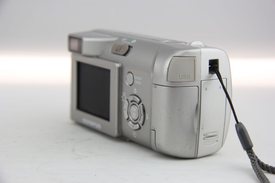 Olympus Camedia Digital Camera C-310 Zoom 3.2 MP # 11580 | eBay.de