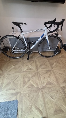 Giant Defy Men's Road Bike Medium Frame | eBay UK