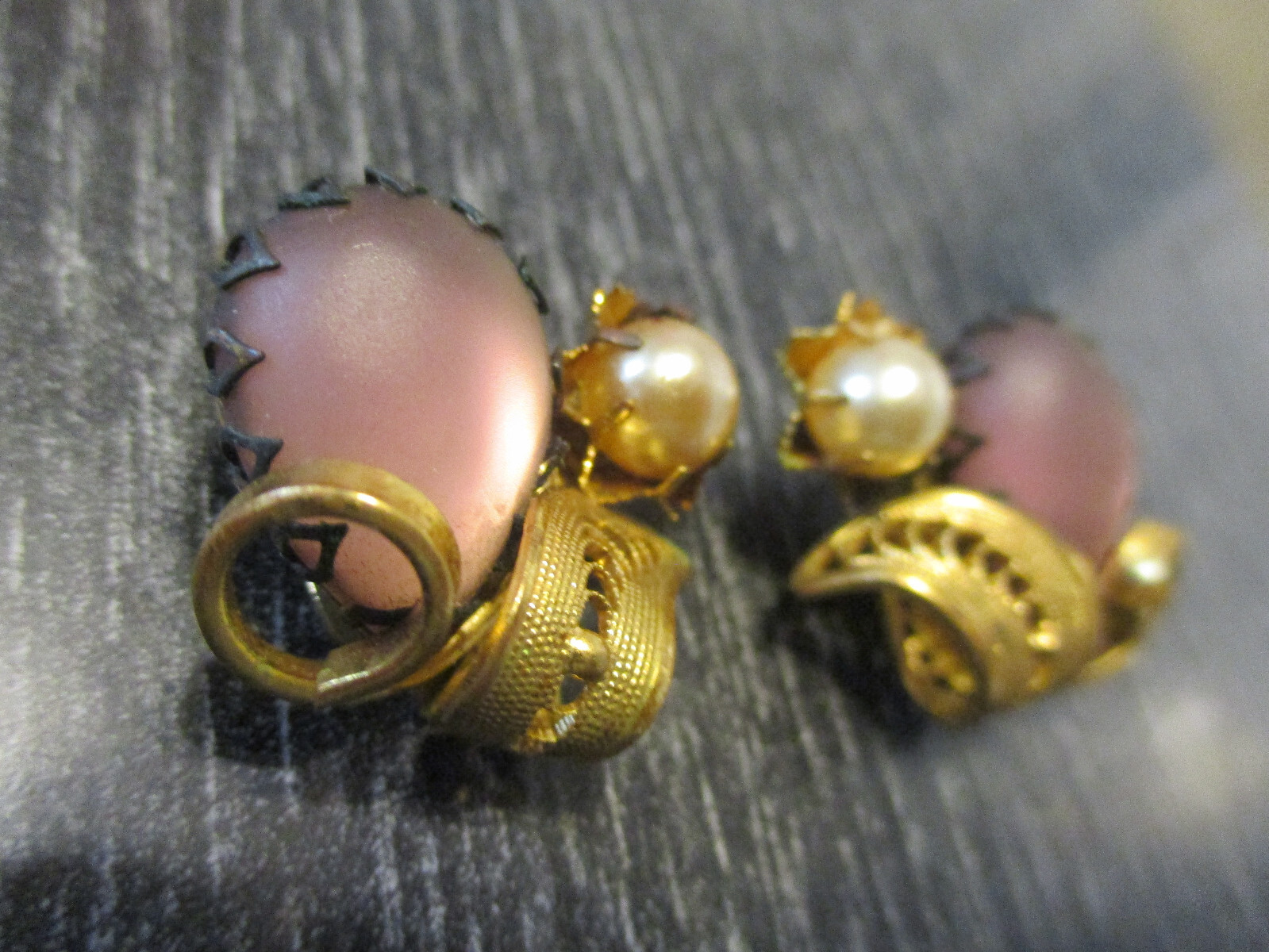 Vintage West Germany Pink Satin Art Glass Filigree Go… - Gem