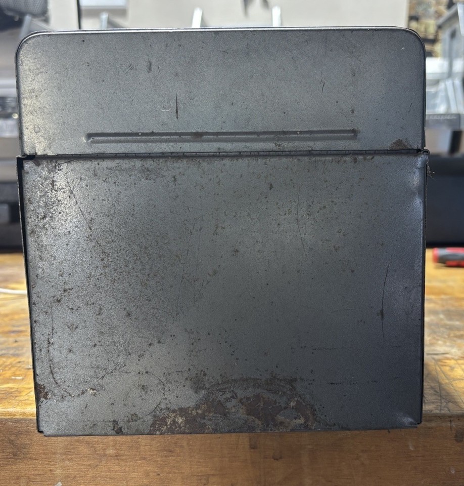 Vintage Montgomery Ward / PowrKraft Tool Box With Tray (19 Inches Wide ...