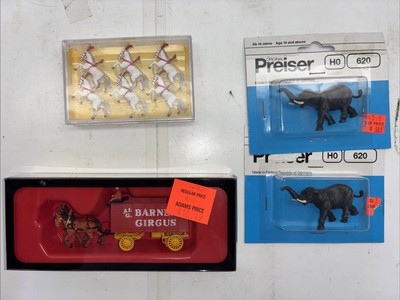 Preiser ho scale Circus Figures. Elephants, Horses, And Wagon | eBay