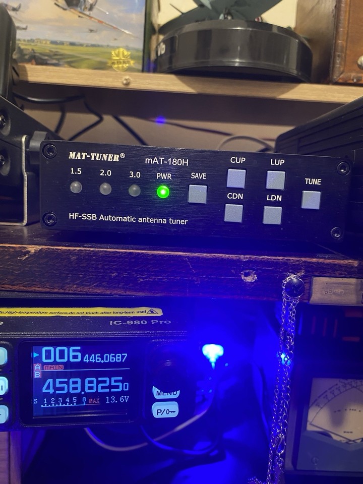 Immaculate Icom IC-706 Mk2 HF/VHF Transceiver with matching Icom AT-180 ...