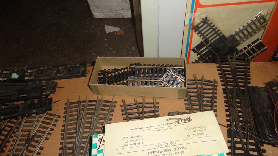 Lot of 40+ CROSS OVER Scale HO code 83 Track Switches Switch For Train layout | eBay