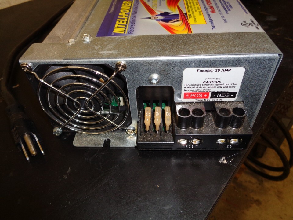 Inteli-Power PD9200 Series PD9260C 60Amp RV Converter/Charger with ...