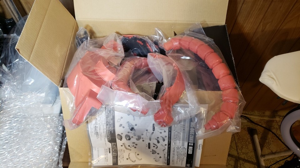 Sharp 913sh Softbank 1/12 Zaku Head Charger Kit only, no phone included ...