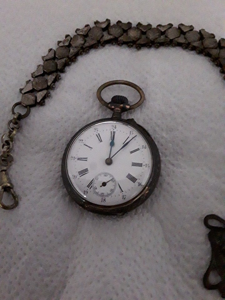 Seltene Taschenuhr 800er Silber mit einer sehr alten Uhrenkette Prince ...