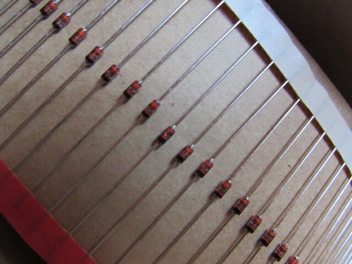 1N750A Fairchild Silicon Zener Diode 4.7V 5% 0.5W Unidirectional, DO-35 ...