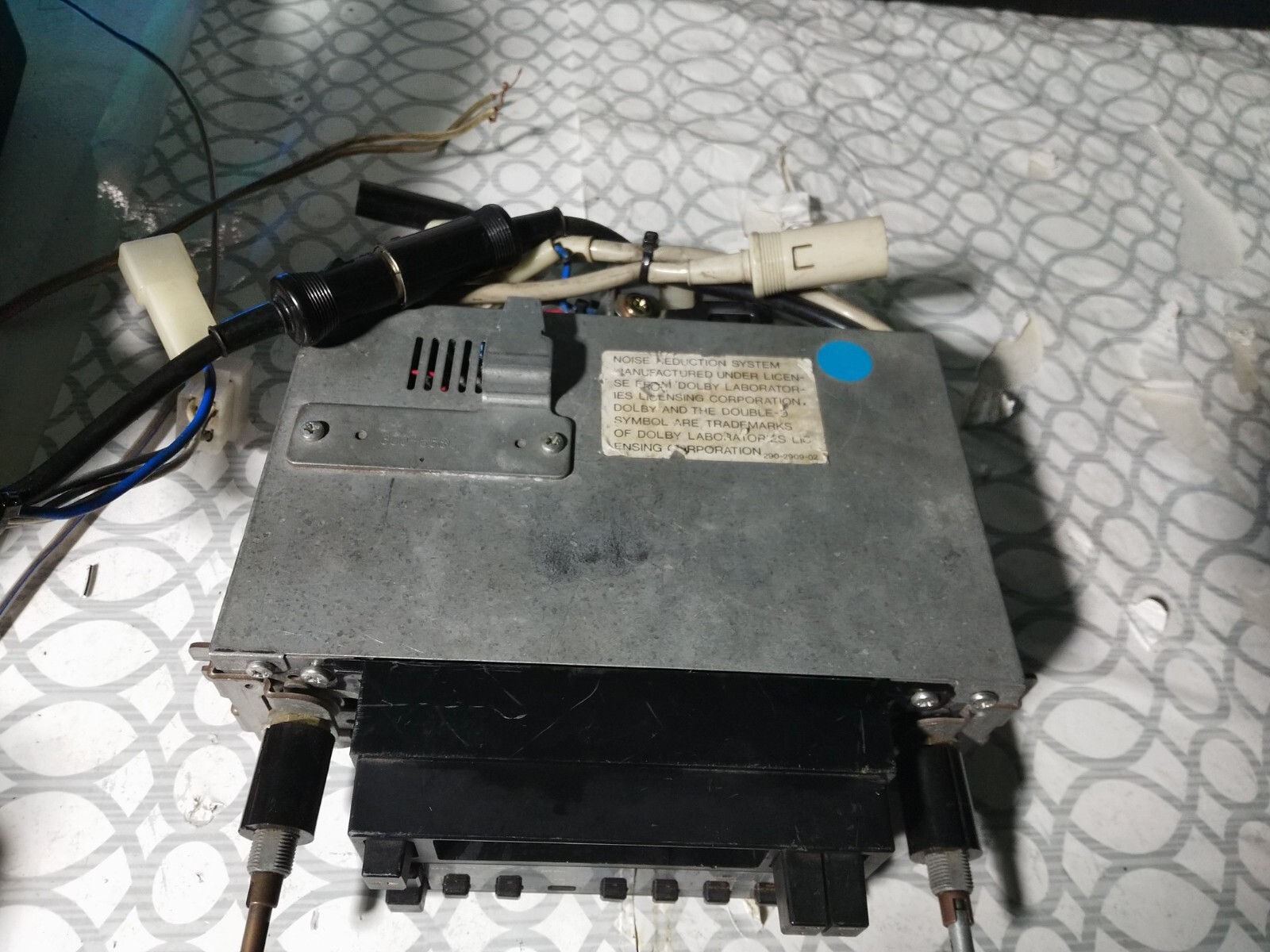 VINTAGE OLD SCHOOL Clarion Model No. PT-975C & Amplifier ET30IC (no ...