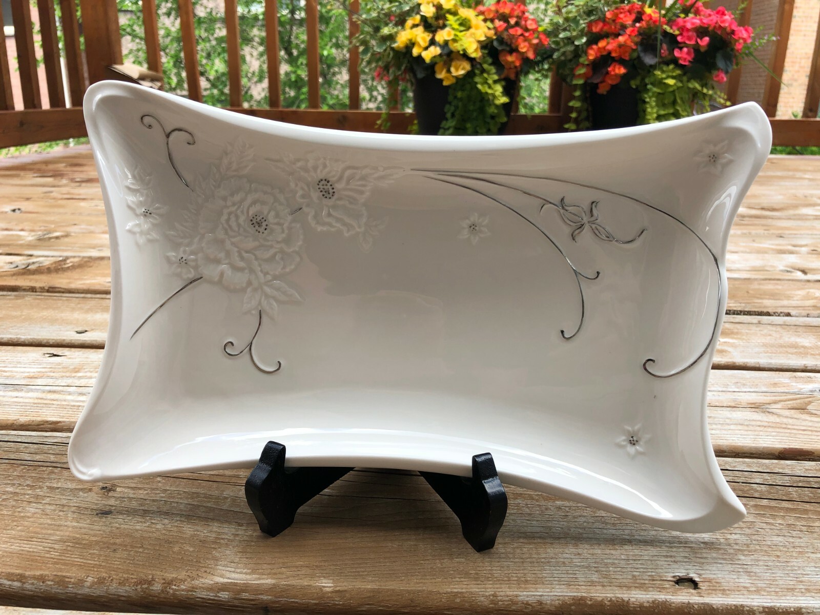 Beautiful Rare Verdici Design Porcelain Ceramic Embossed Flowers ...