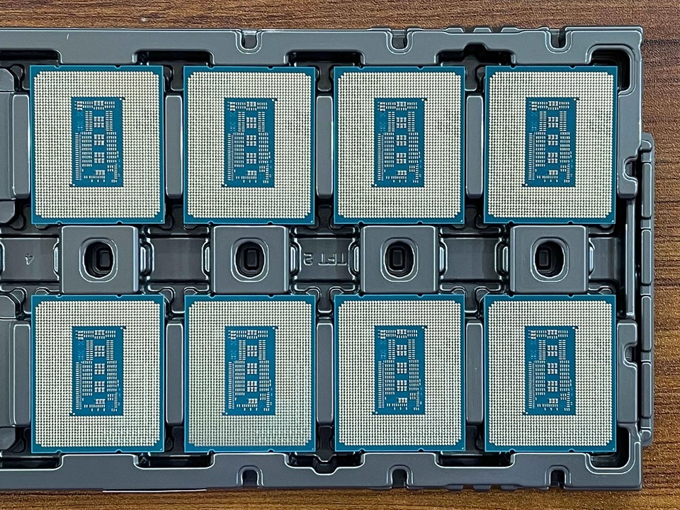 Intel Xeon E-2488 Processors 8 Core 16 thread 3.2 GHz 95W LGA1700 ...