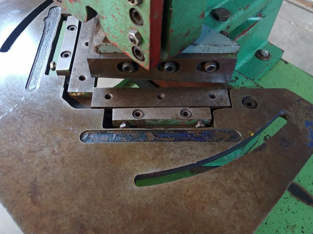 Pexto Notcher 6" X 6" with stand , Diacro Roper Whitney Tennsmith ...