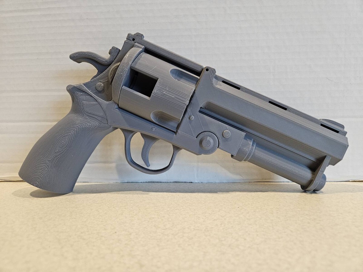 Hellboy Samaritan Revolver By Hellboy The Samaritan Revolver Sideshow