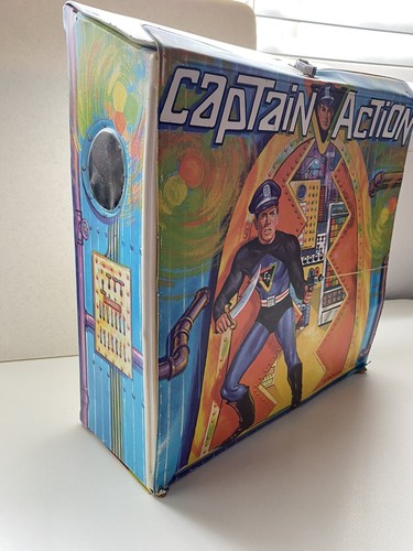 1967 Captain Action-Accessories-Headquarters Secret Chamber Carrying ...