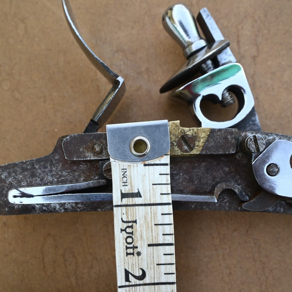 New BLACK POWDER MUZZLELOADER FLINTLOCK MECHANISM W BRASS PAN RIFLE ...