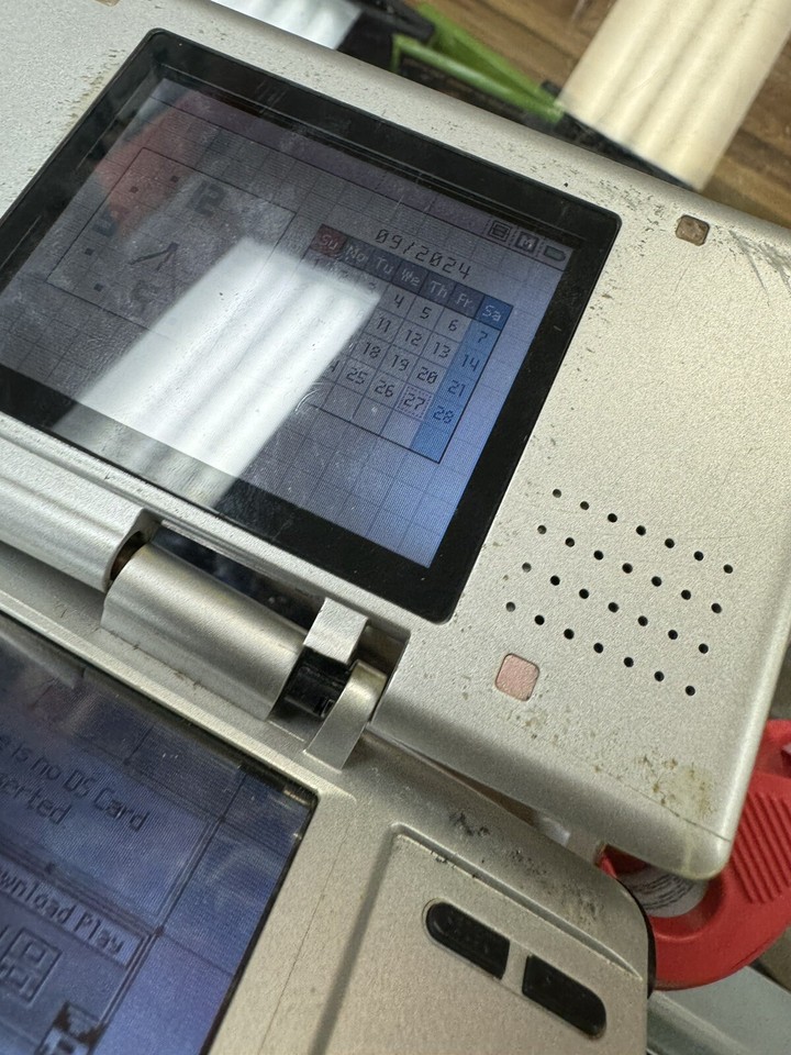 Nintendo DS Handheld System (broken hinge) | eBay