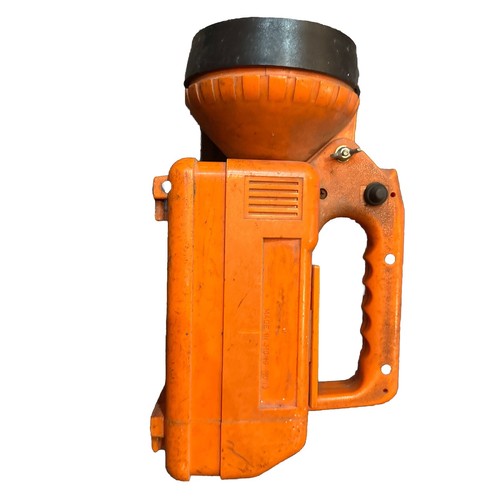 Streamlight LiteBox EMS Flashlight 434530 NO CHARGER Untested ...