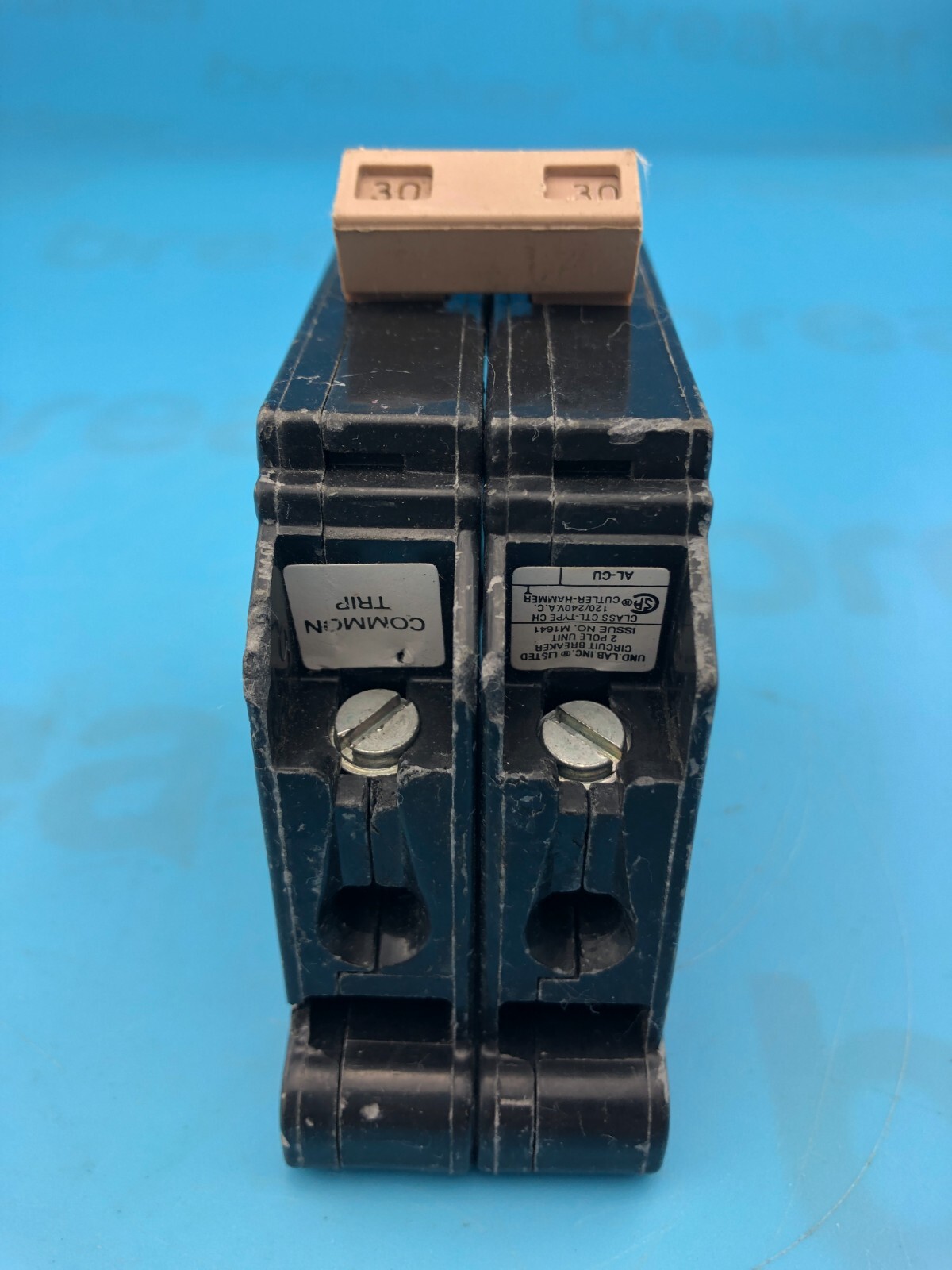 Cutler Hammer 2 Pole 30 Amp Circuit Breaker Type CH Plastic Feet 240VAC ...