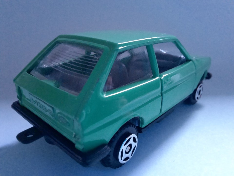 GUISVAL Ford Fiesta MK1 1/64 Made in Spain vintage diecast car coche ...